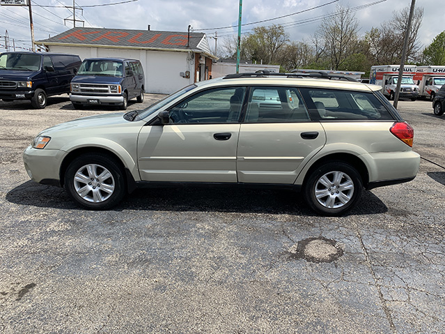 2005 Subaru Outback 2.5i AWD for sale | $2,995
