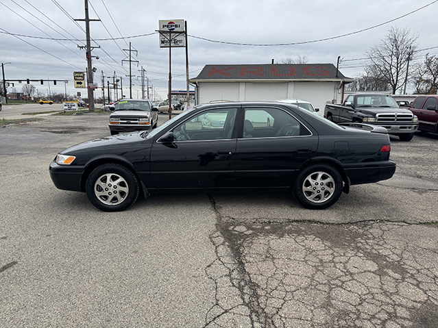 Krug Auto Sales :: 1998 Toyota Camry XLE